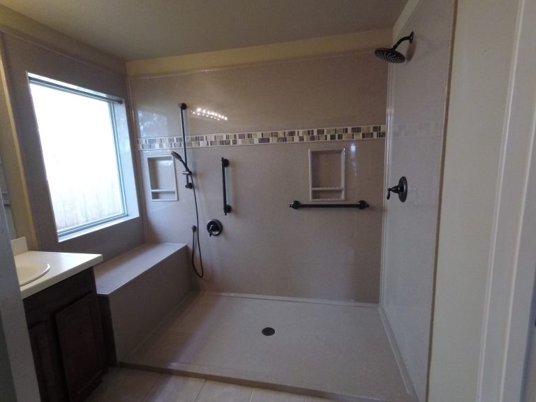Walk-In Showers for Seniors Austin TX | BathWise
